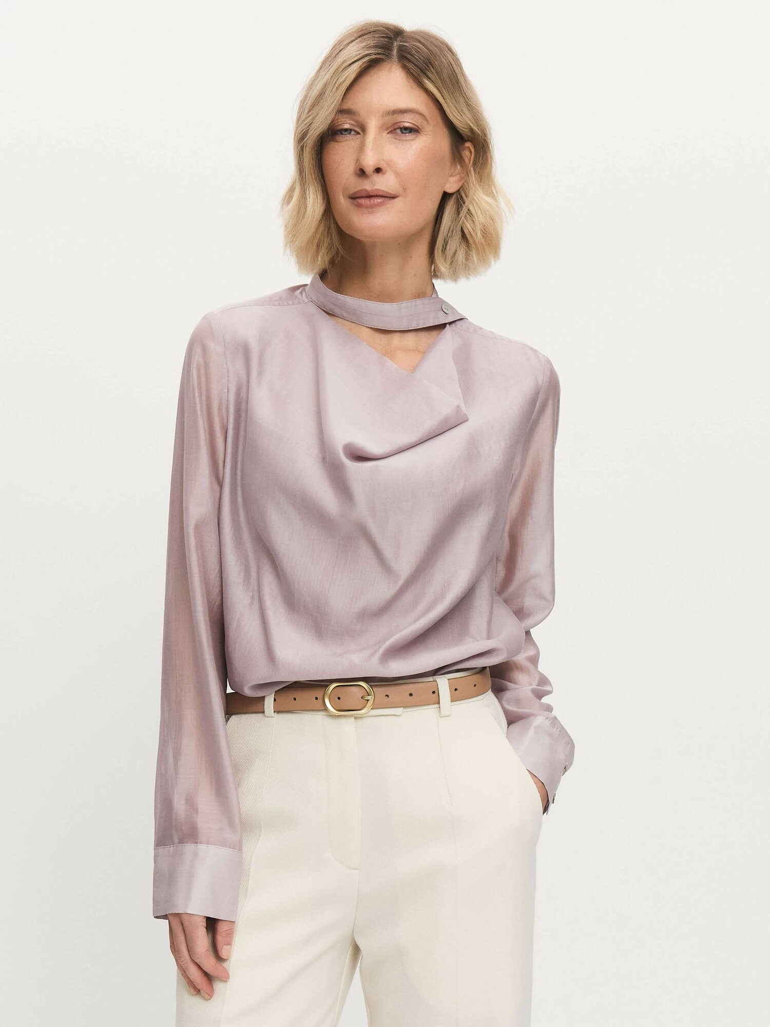 Двухслойная блузка из лиоцелла с декоративным воротником