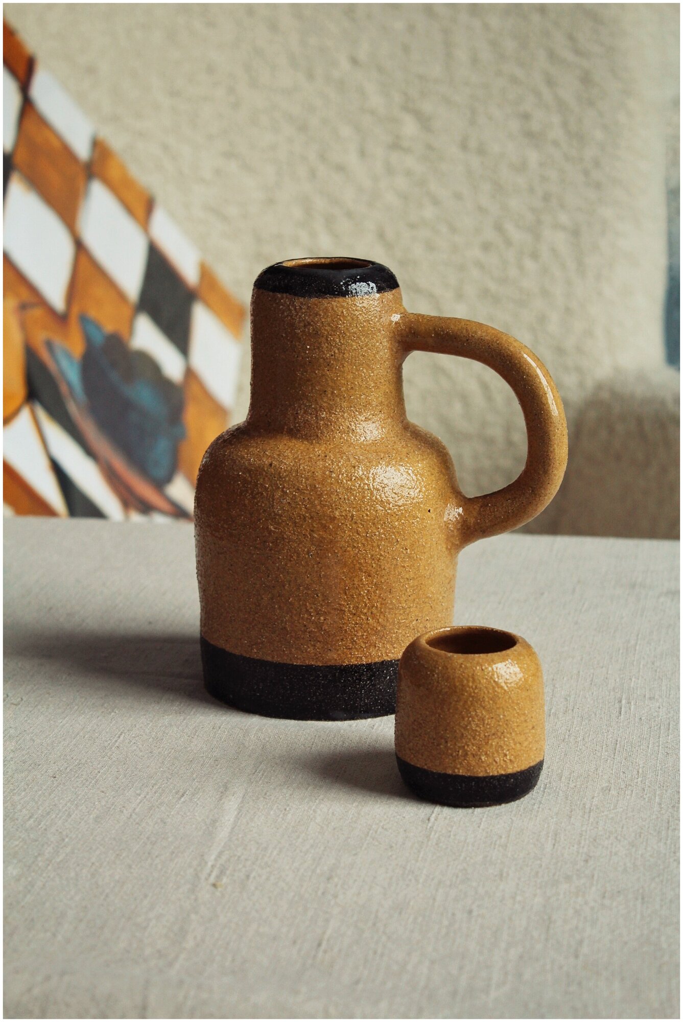 Кувшин со стаканчиком