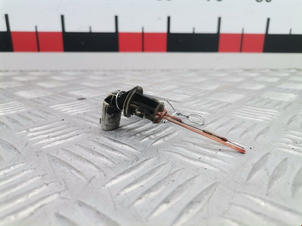 Датчик уровня омывающей жидкости BMW X5 (E53) 17137553919 арт. 1920305