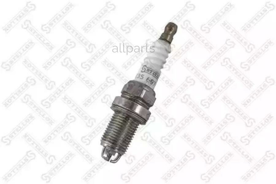 STELLOX 235697SX свеча зажигания!\ Audi A4 1.6 94-96, VW Polo 1.4 96-99/Sharan 2.0 95-0
