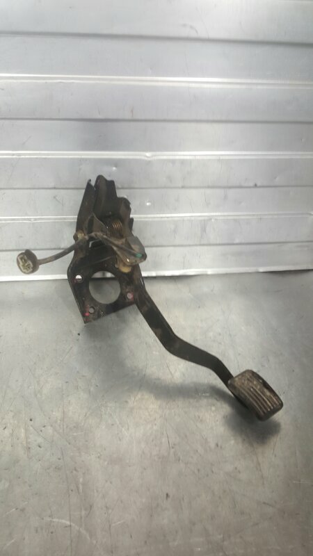 Педаль тормоза Hyundai Accent LC2 G4EC 1999-2012 3281025020