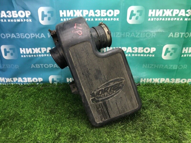 Резонатор воздушного фильтра Chevrolet Trailblazer 15176239