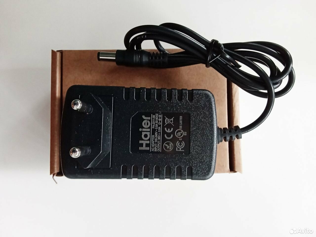 Зарядное устройство пылесоса Haier HVC550 (адаптер 36V 0.8A)