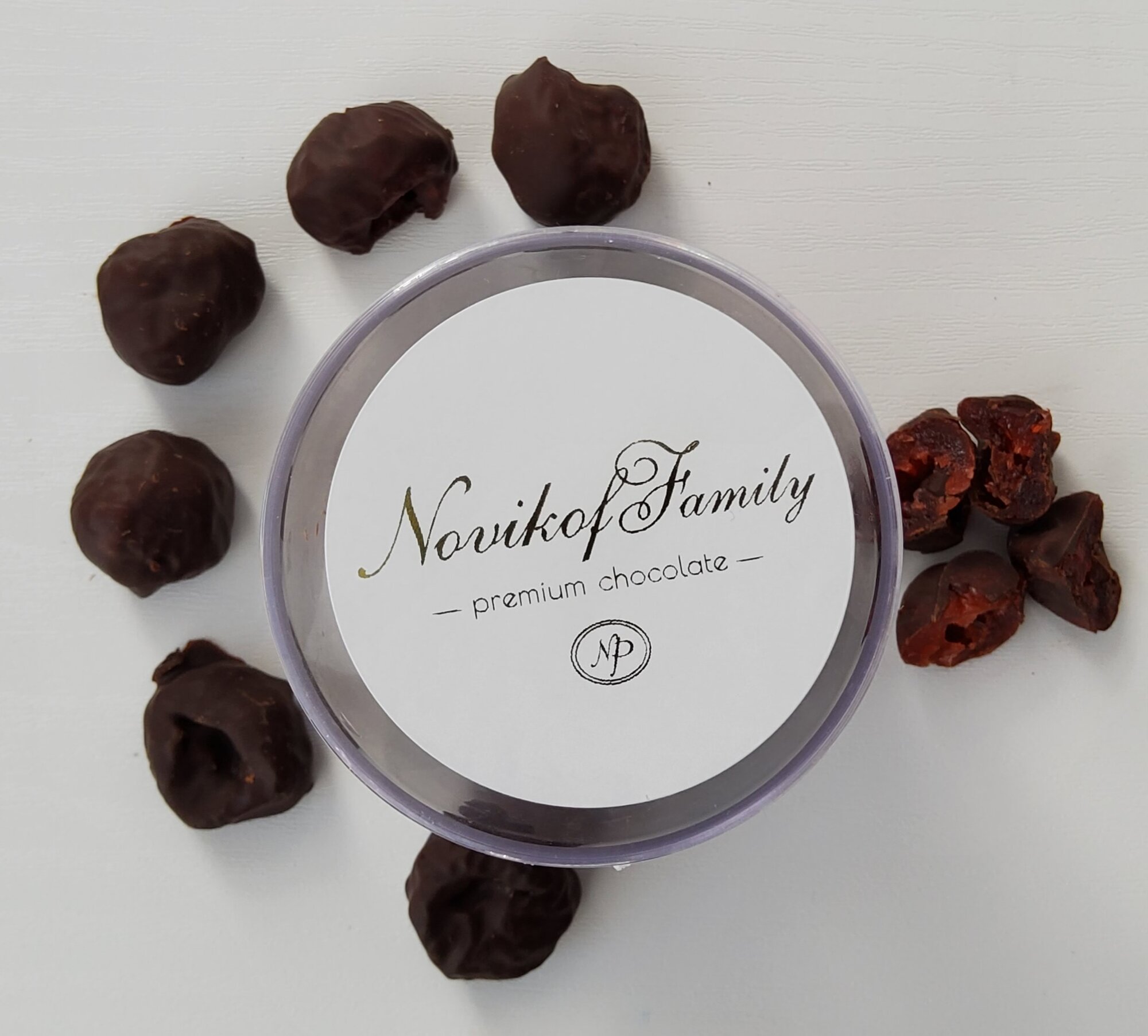 Вишня в темном шоколаде Novikof Family