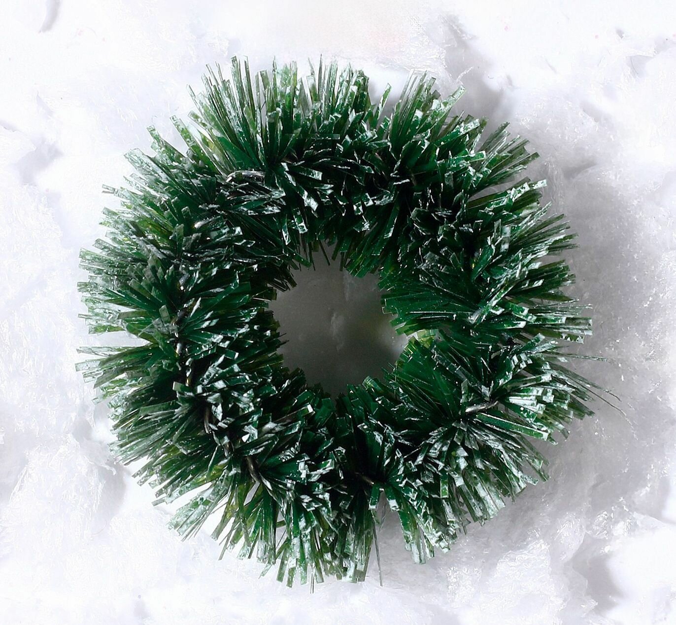 Новогодний венок "Венок" 3 см, зелёный заснеженный уличный декор, рождественское декоративное украшение с белым напылением на дверь для дом на Новый год, набор 3 шт.