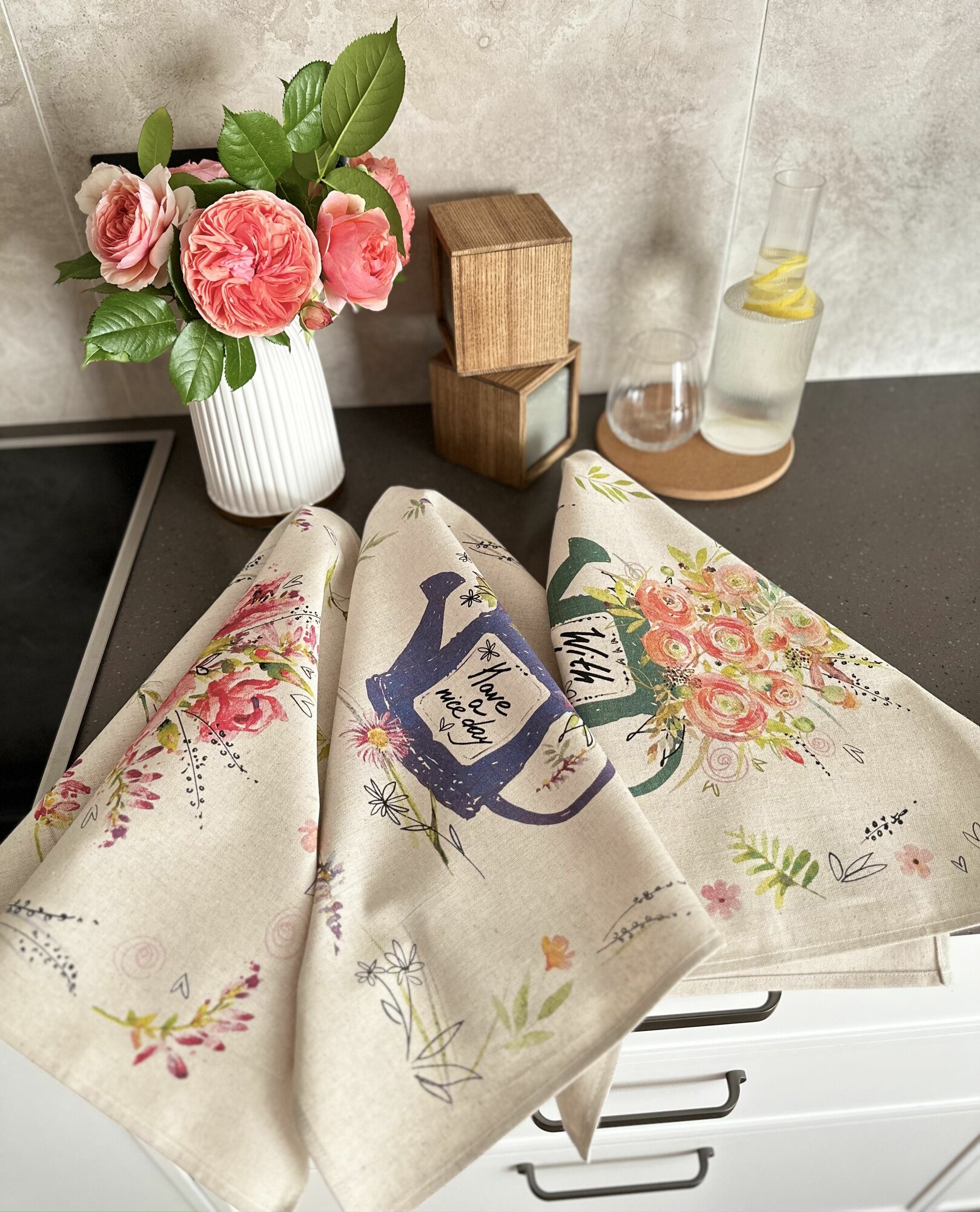 Набор кухонных полотенец "Белорусский лен", 45x60 см, 3 шт, лен/хлопок, букет, цветы