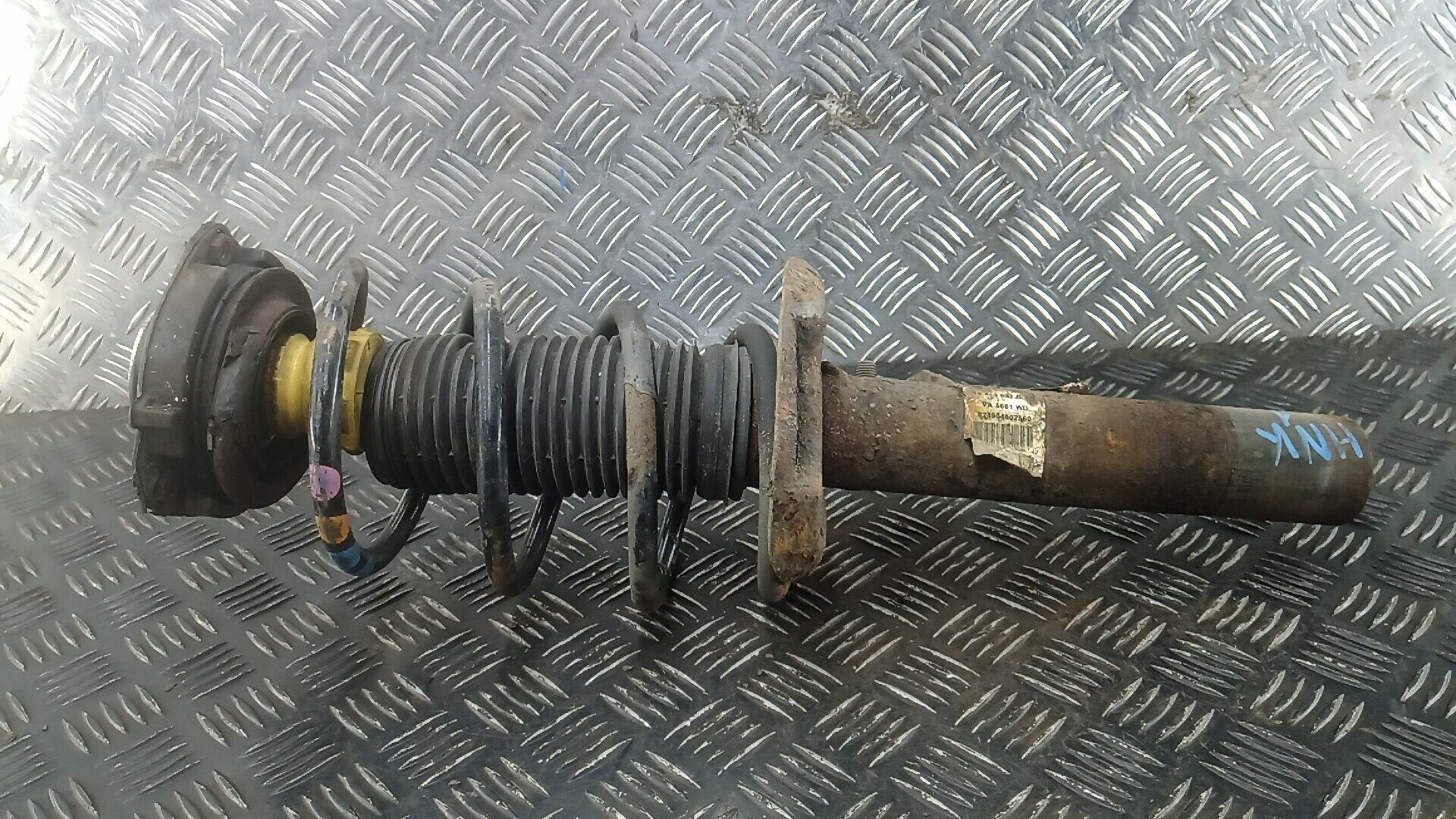 Стойка передняя левая VOLKSWAGEN JETTA 5, Номер 1T0413031GG, 1K0411105BC, 1K0412331B