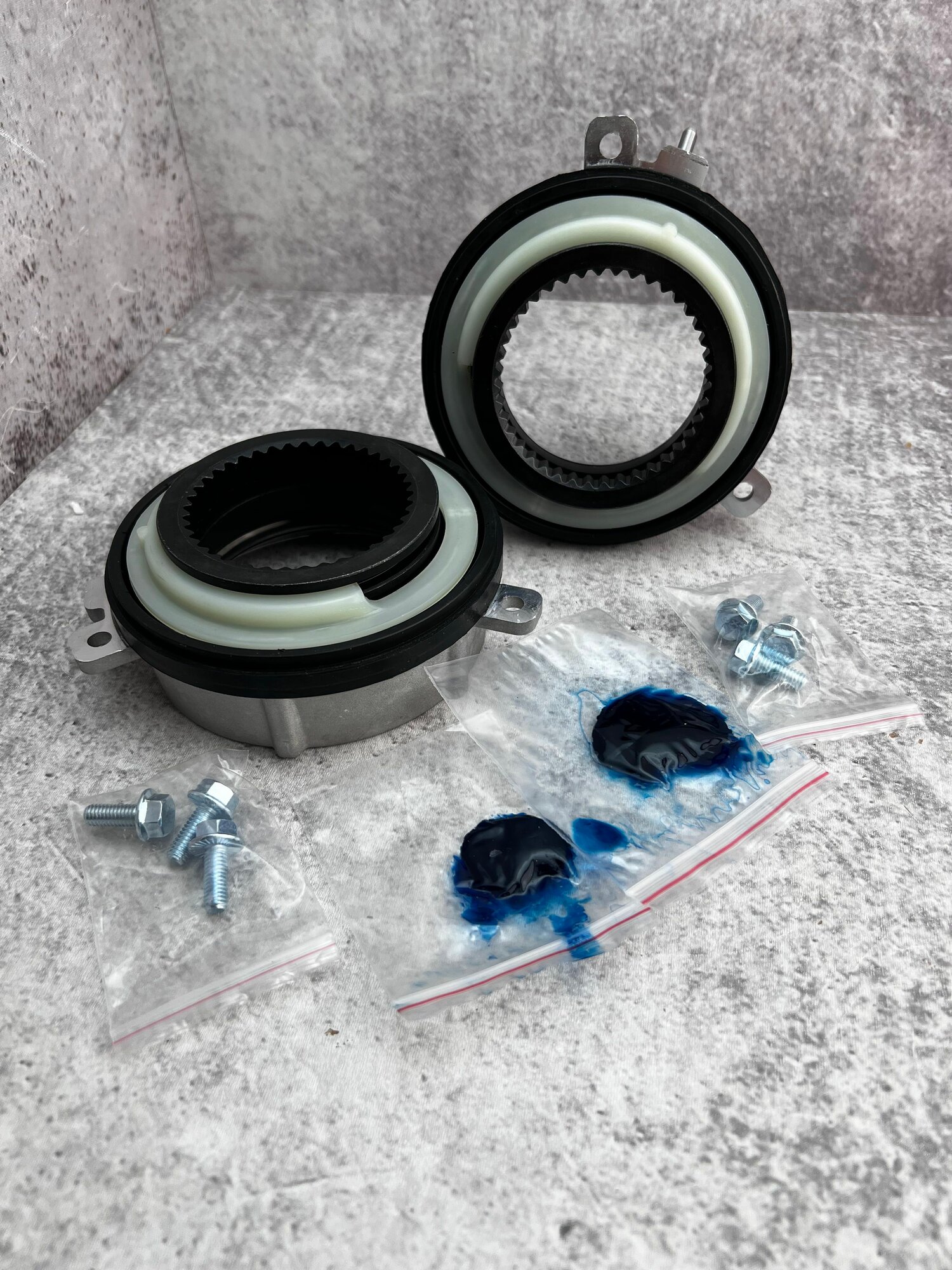 2 штуки. Муфта включения полного привода ХАБ 4151009100. Подключения переднего привода HUB. Для Ssang Yong Actyon, Kyron.