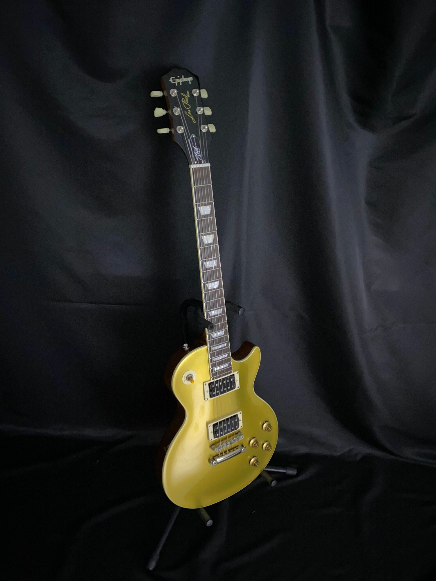 Epiphone электрогитара Slash Signature Les Paul с золотым топом