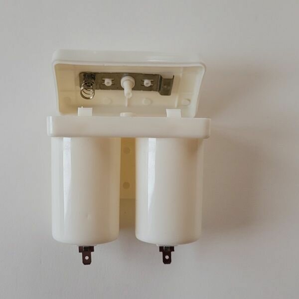 Отсек для батареек для газовой колонки BOSCH W- 10 KB Term 2000