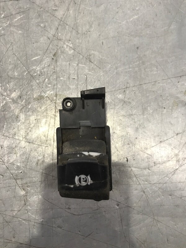 Кнопка ручника Audi A8 4E8 BFM 2002-2009 4e1927225