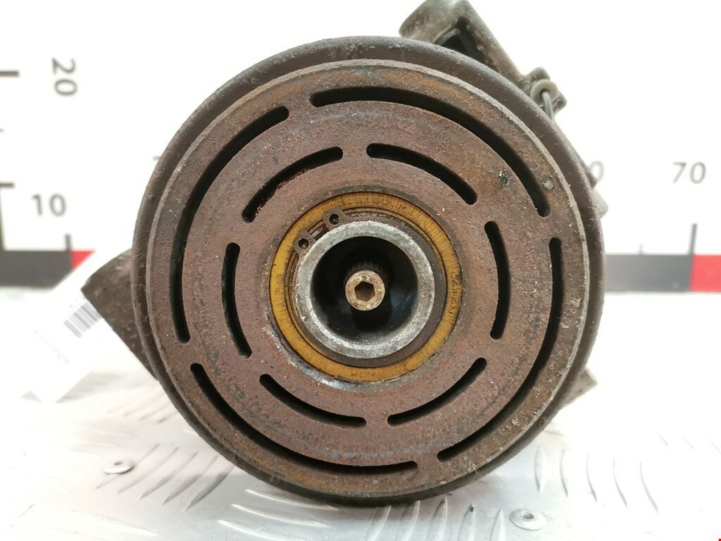 Компрессор кондиционера Subaru Impreza 2 (GD/GG) 73111FE021 арт. 1425291