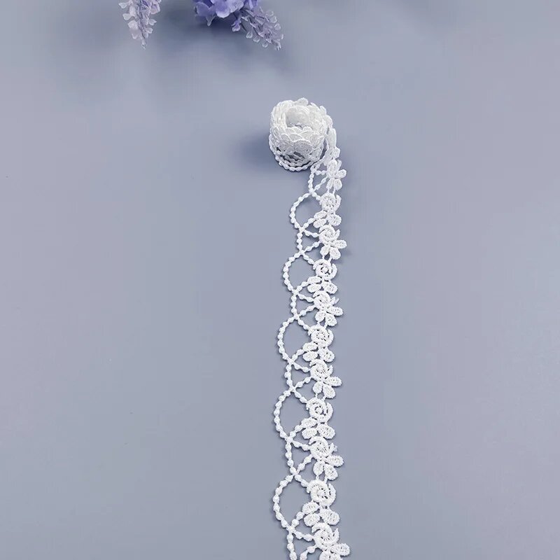 Белое кружево для рукоделия 2 см Flowers lace-2cm