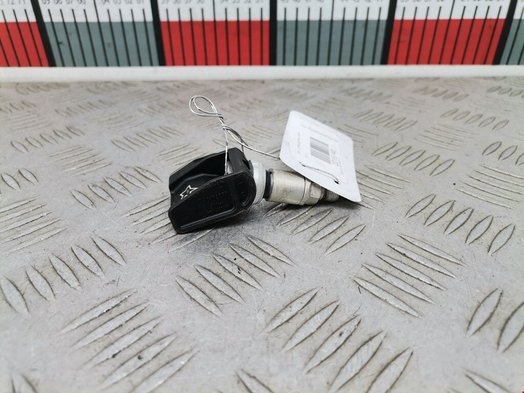 Датчик давления в шине BMW X3 (G01/G08) 36106887140 арт. 2215140