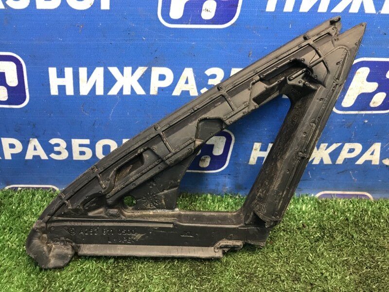 Уплотнитель (внутри) Mercedes Glc W253 2.0 2015 A2538110500