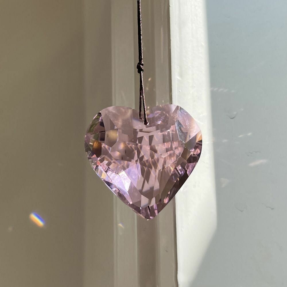 Хрустальная призма в виде персикового сердца диаметром 45 мм Ловец солнца