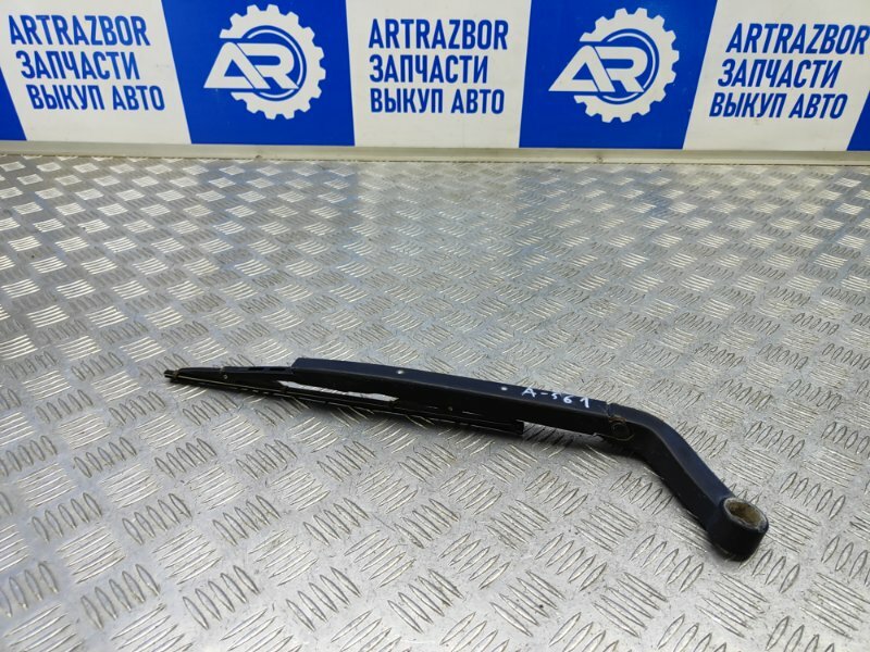 Б/У Поводок стеклоочистителя заднего Land Rover Discovery 3 L319 / Ленд Ровер Discovery 3 L319 2.7 (276DT) 190 Л.С 2008