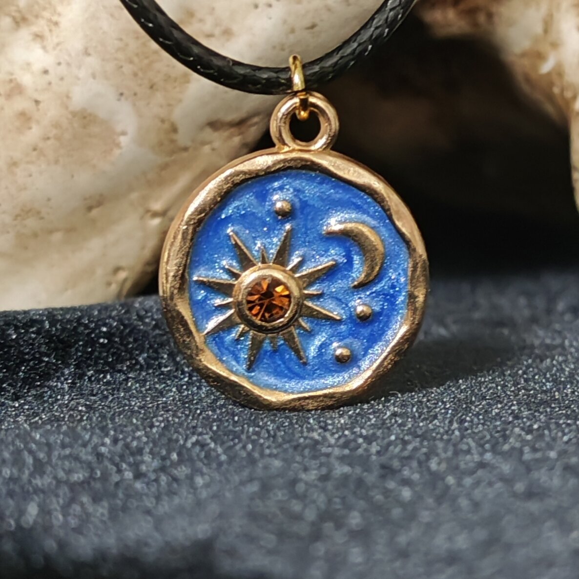 Подвеска illu, эмаль, стекло