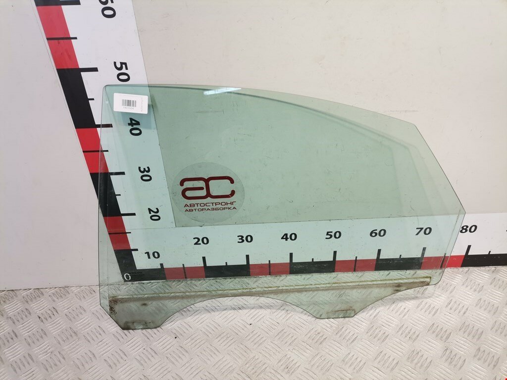 Стекло двери задней левой Volvo S40 2 30674290 арт. 1401604