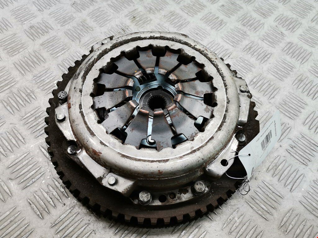 Маховик (демпфер сцепления) Renault Clio 3 8200498703 арт. 1939318