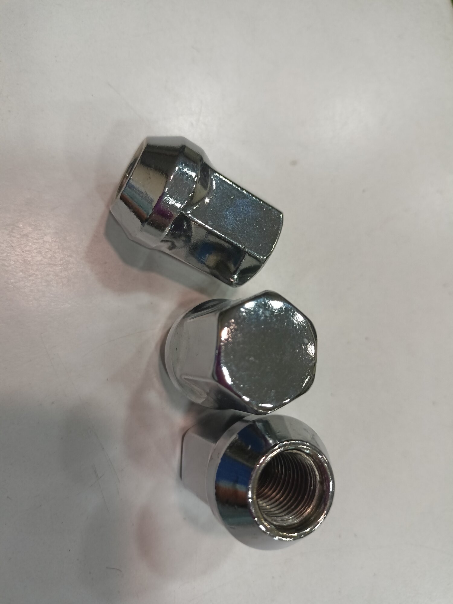 Гайка колеса FORD FOCUS II