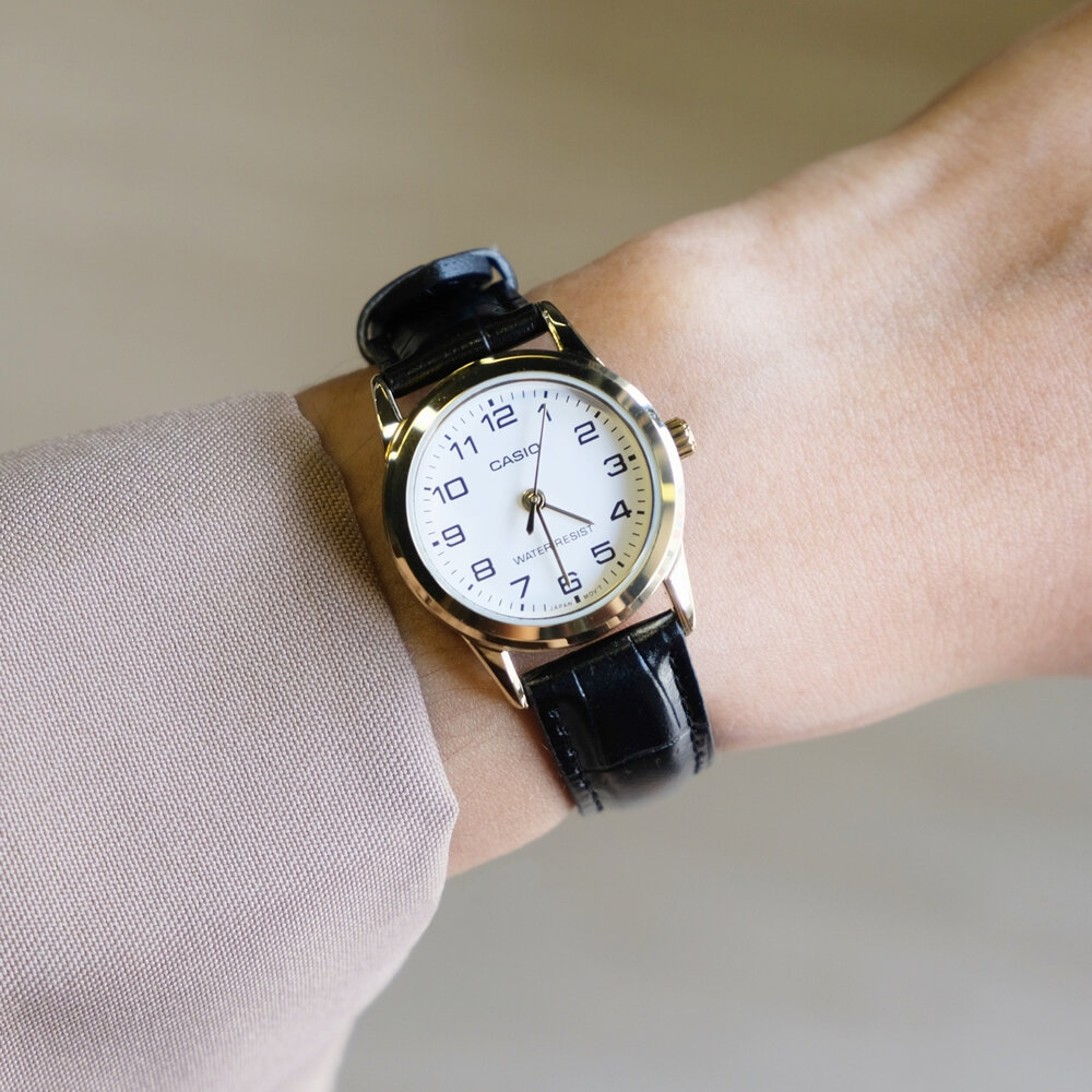 Наручные часы CASIO Collection, белый — фото 1