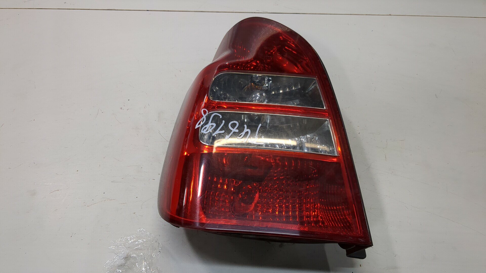 Фонарь (задний) левый Hyundai Terracan Б/У