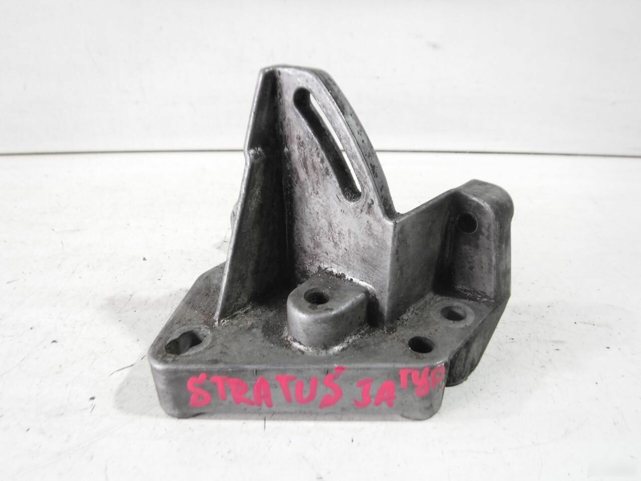 Насос ГУР Dodge Stratus I (1995—2000) 4792075