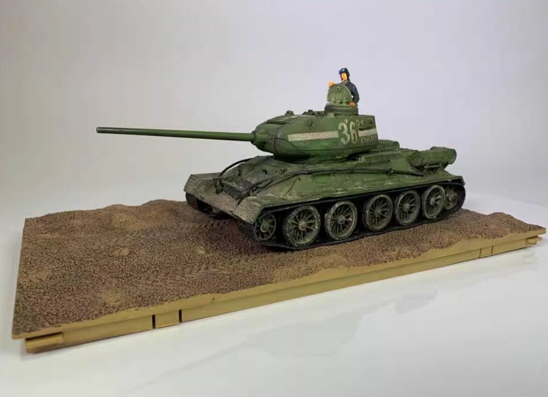 FOV 1:32 Советский танк Т-34-85 (Берлинская операция 1945) - готовая коллекционная модель из металла, полевая окраска