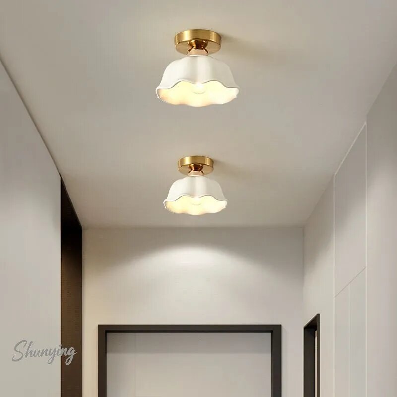 Люстра LED VIP-Home Белая Керамика Золотая Арматура Теплый Свет 180мм — фото 1