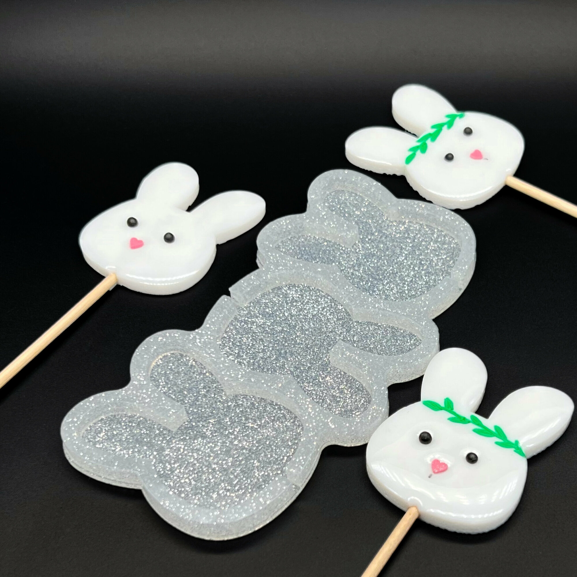 Силиконовая форма молд для леденцов и шоколада "Кролик"