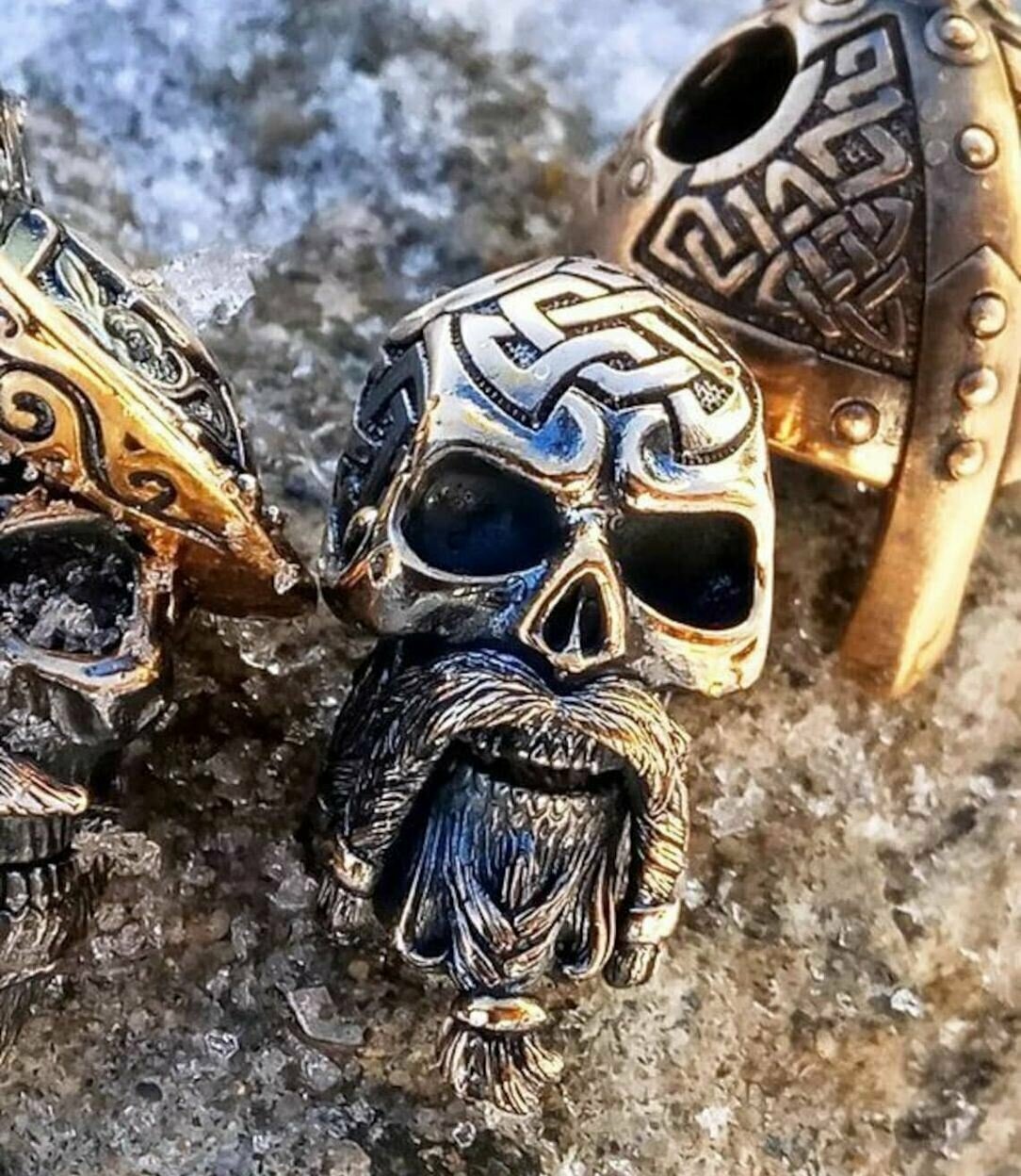Череп Рагнара - Череп Викинга - Зомби Викинг - Мертвый Берсерк - Викинги Сериал - Бусина на Темляк - Темлячная Бусина - Брелок - Миниатюра - Фигурка