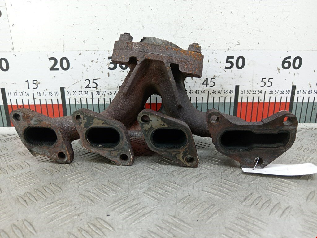 Коллектор выпускной Opel Corsa B 90531718 арт. 2188765