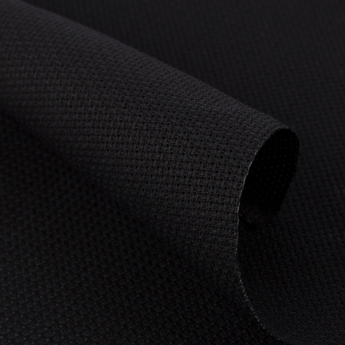 К04 "Zweigart" Aida Premium №14 фасовка 100% хлопок 50 х 50 см ± 2 см 720 черный