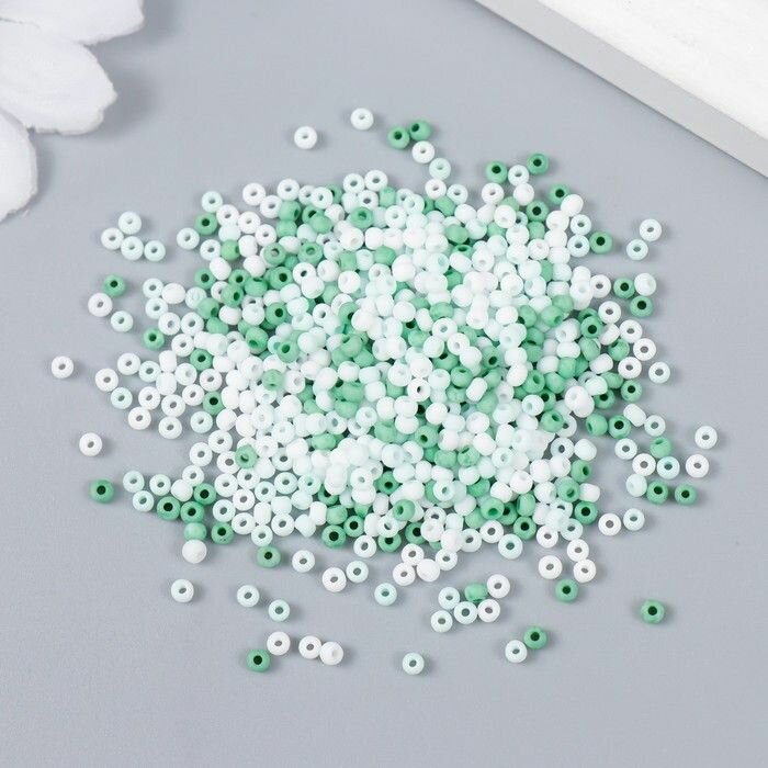 Бисер КНР стеклянный, размер 11/0 "Матовый, Оттенки зеленого" 10 г