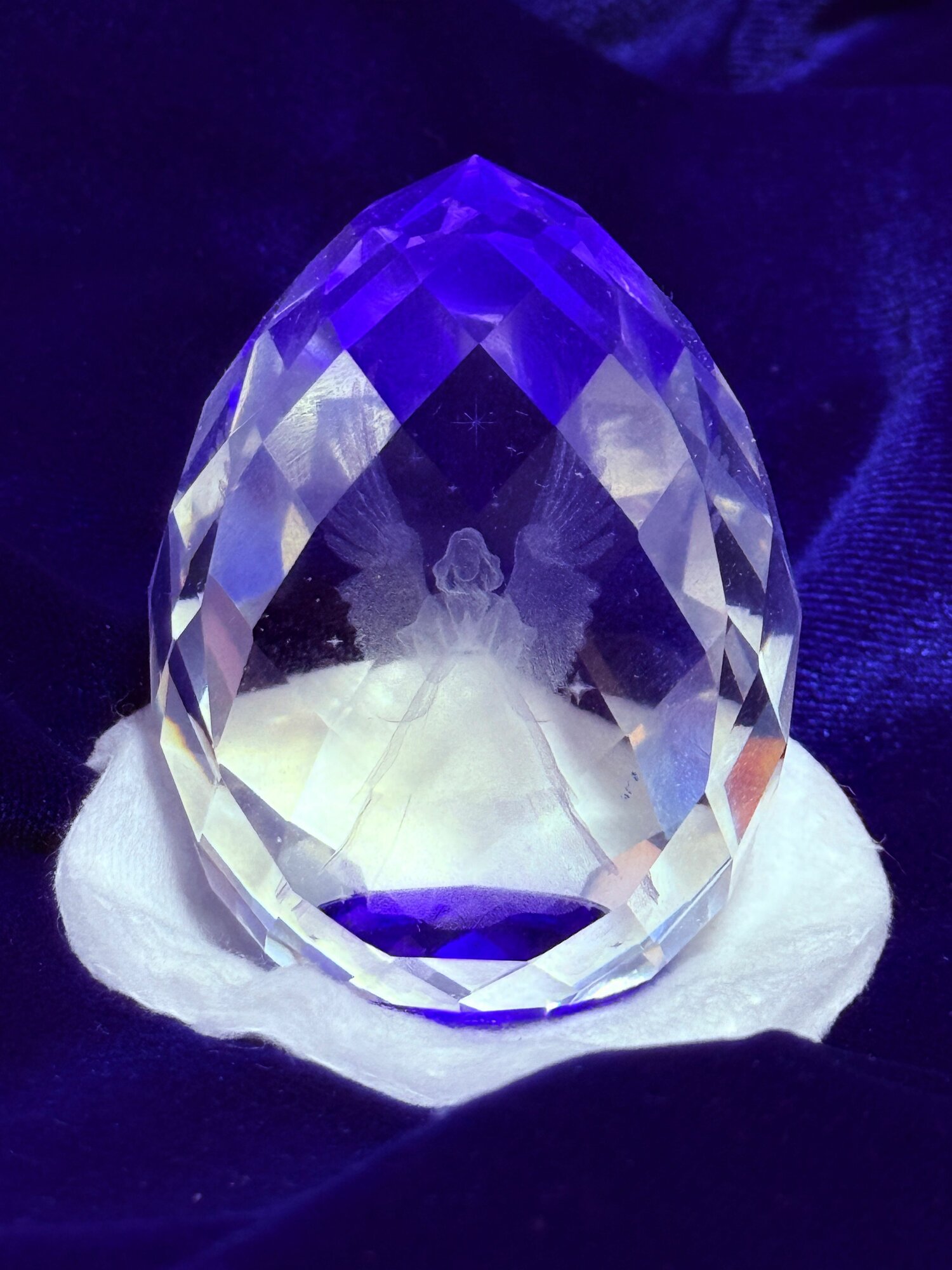 Фигурка Яйцо хрустальное с Ангелом 5 см