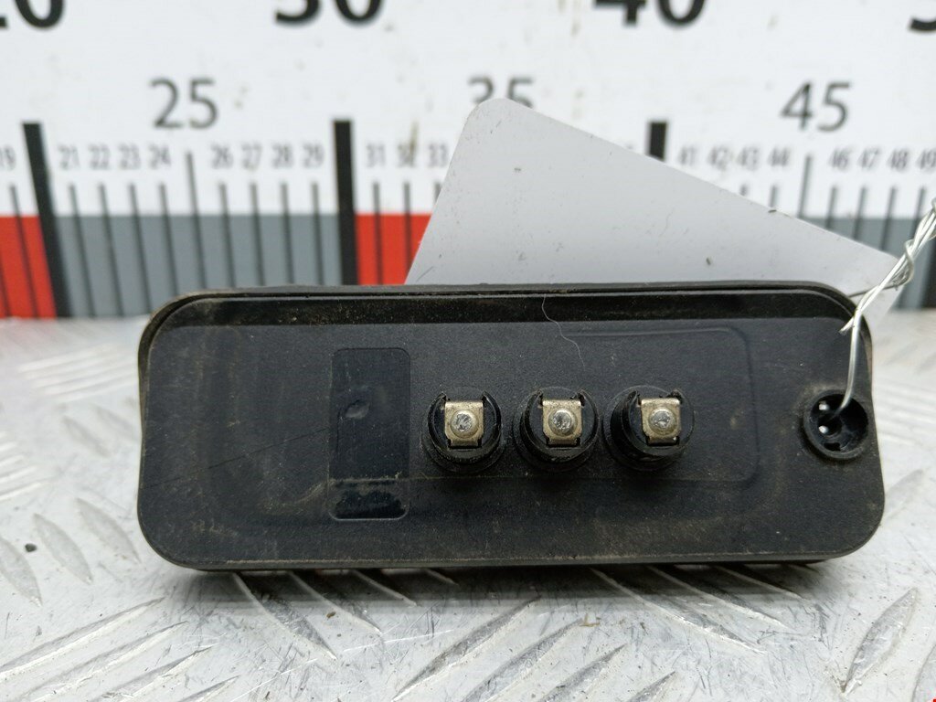 Выключатель концевой (концевик) Renault Kangoo 1 арт. 2053925