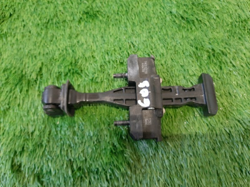 ограничитель двери Задн. BMW X5 30d G05 Г05 51 22 7 431 278