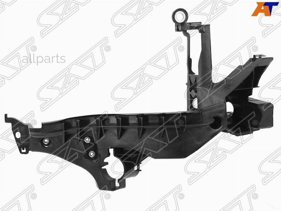 SAT ST-AU27-000B-F1 Крепление фары Audi A4 12-15 (Справа)