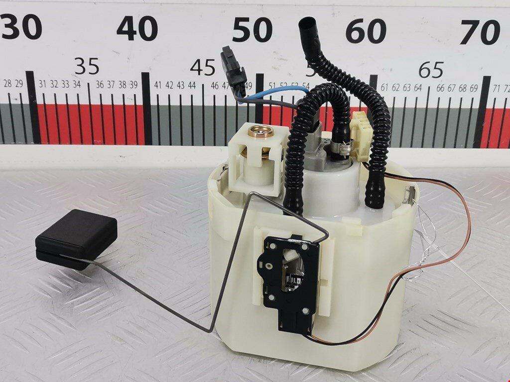 Насос топливный Mazda 6 GG LF171335ZA арт. 1554699