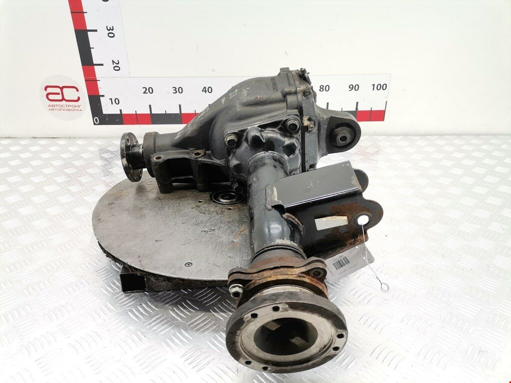 Редуктор переднего моста Nissan Pickup 3850068G17 арт. 1467303