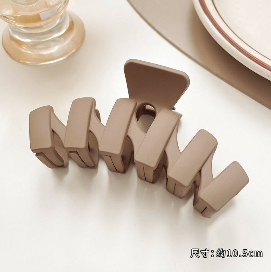 Заколка-фиксатор, кофейная, дугообразная, женская