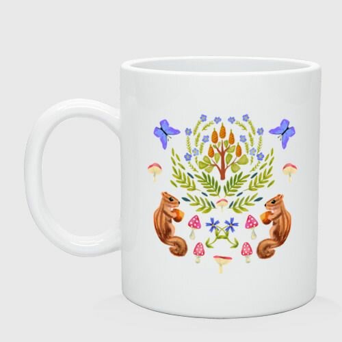 Бурундуки в лесу у сосны Кружка
