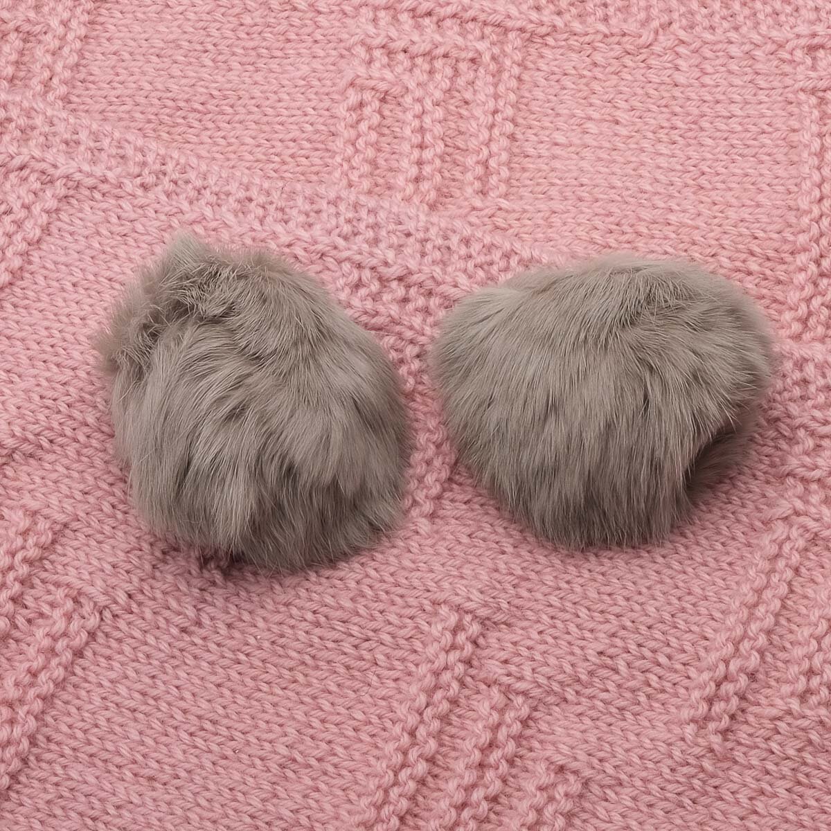 Помпон из натурального меха (кролик), диаметр 8 см, 2 шт (J мышиный)