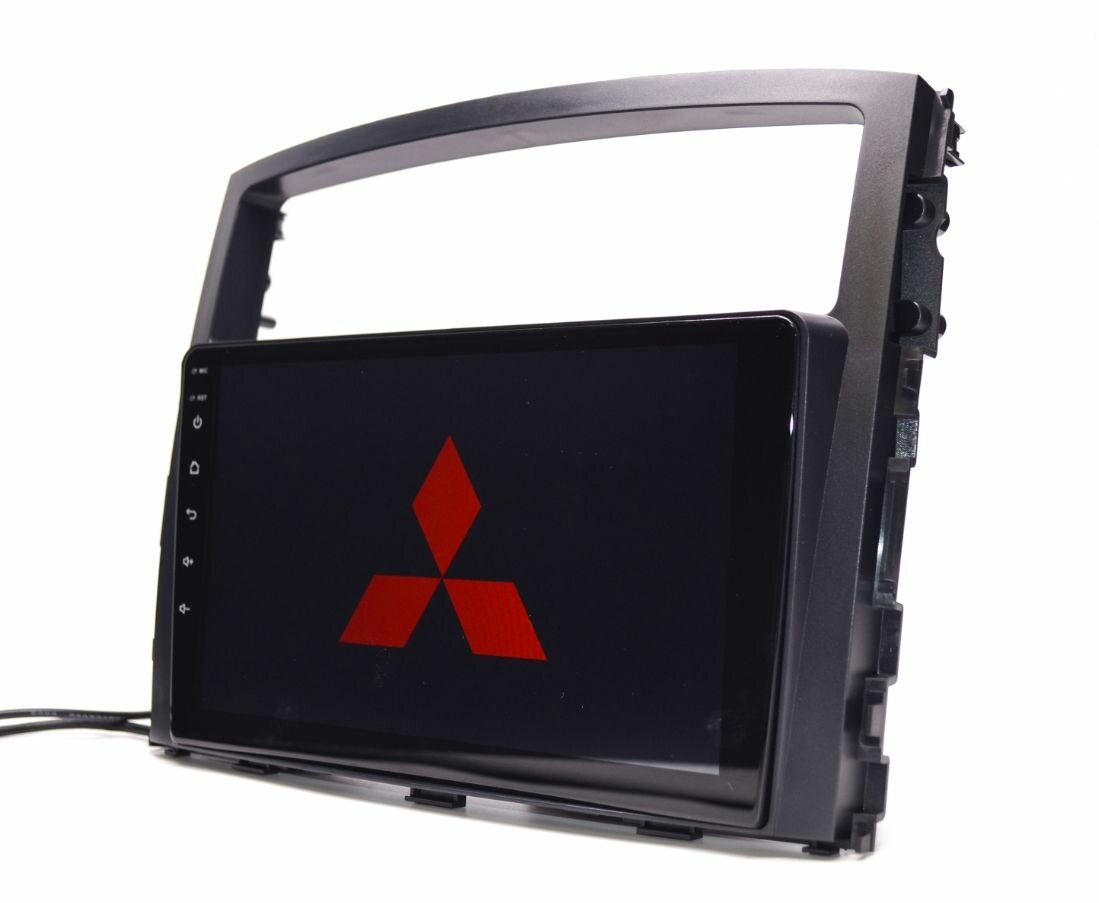 Штатная магнитола TS18 8 ядерная 4/64 для Mitsubishi Pajero 4 (2006-2011) (Shogun, Montero)