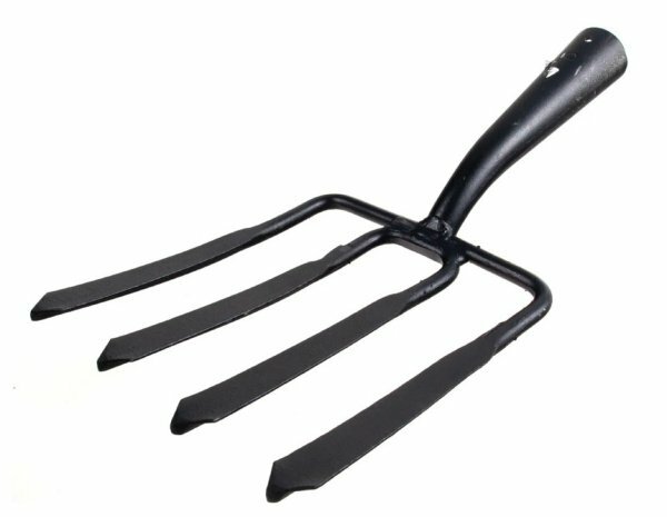 Вилы 4-х рогие, копальные,190x220 мм, кованые, без черенка, Россия