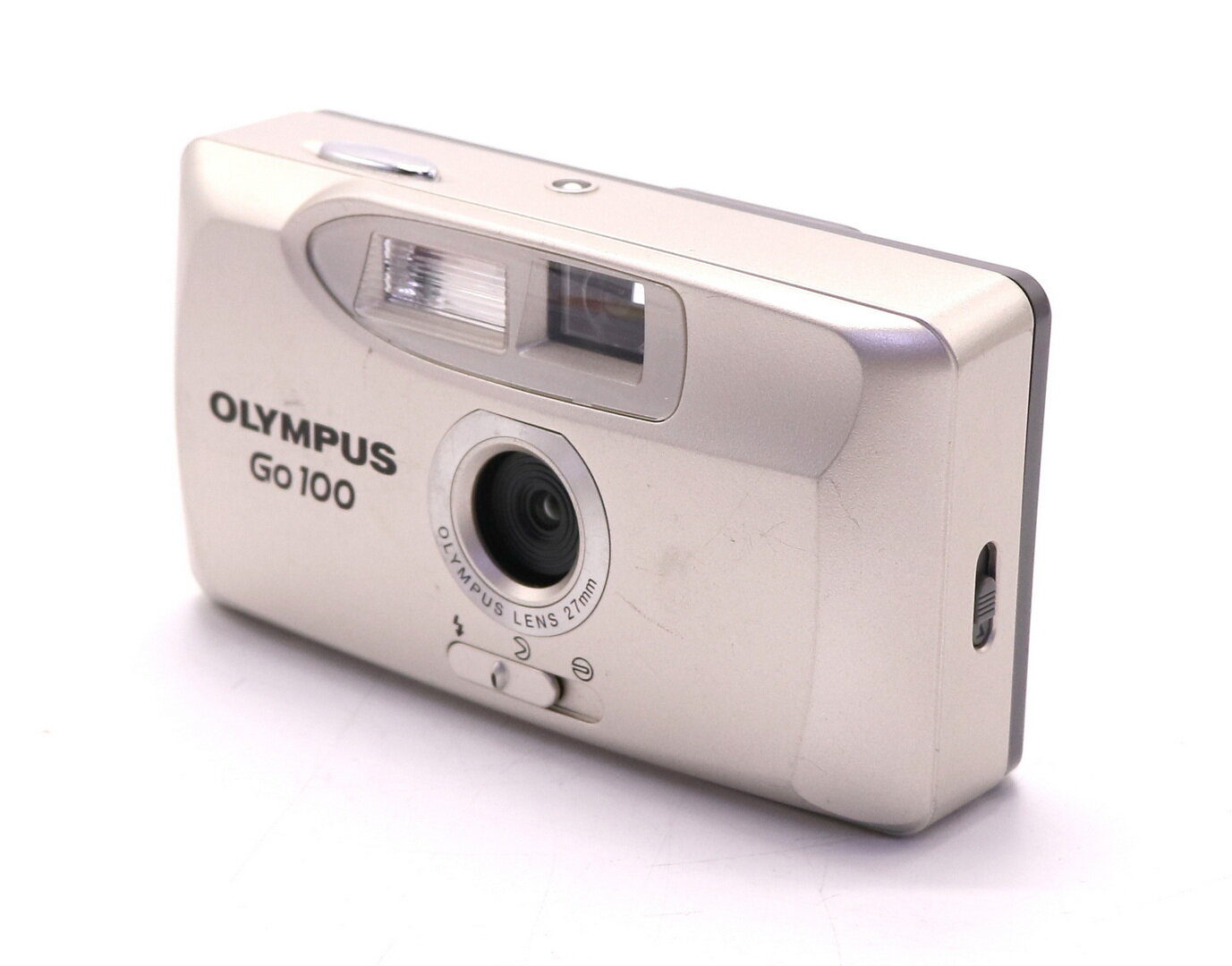 Плёночный компактный фотоаппарат Olympus GO 100