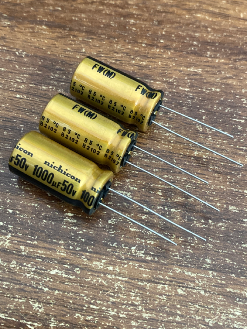 Nichicon FW серии 1000UF 50V 50V1000UF 12.5mm*25mm аудио фильтруя электролитические конденсаторы 1шт цена