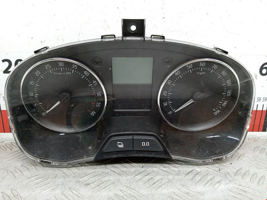 Панель приборная (щиток приборов) Skoda Fabia 2 (5J) 5J0920911D арт. 2180413