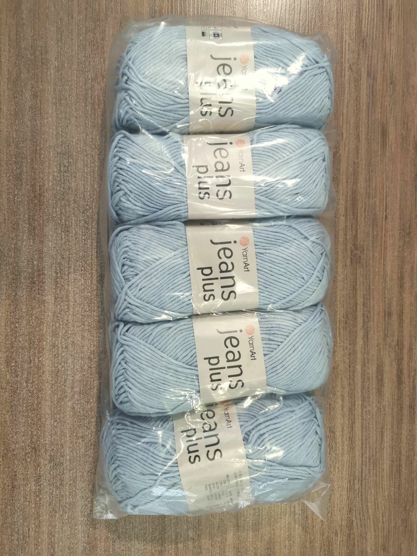 Пряжа Джинс Плюс (Jeans Plus Yarnart) упаковка 5 мотков 100 г. 160 м. 55% хлопок 45% полиакрил цвет 75 светло-голубой